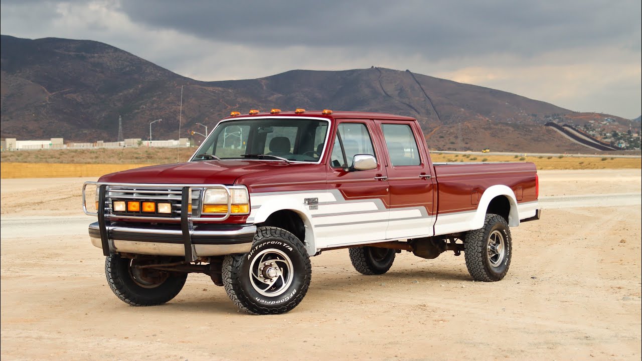 1993 Ford F-350 Roll-A-Long Walk-Around - YouTube