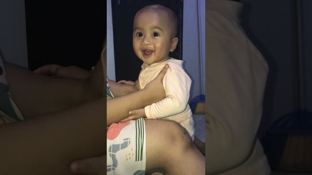 STIMULASI BAYI BERJALAN | MELATIH BAYI BERDIRI SENDIRI SAMPAI BISA ...