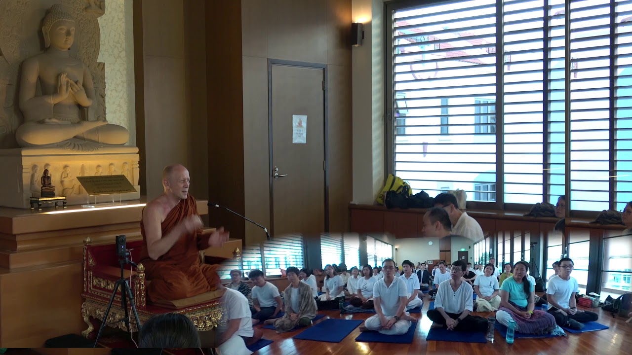 "We spend most of our life on 'autopilot'" A talk by Ajahn Martin (15 ...