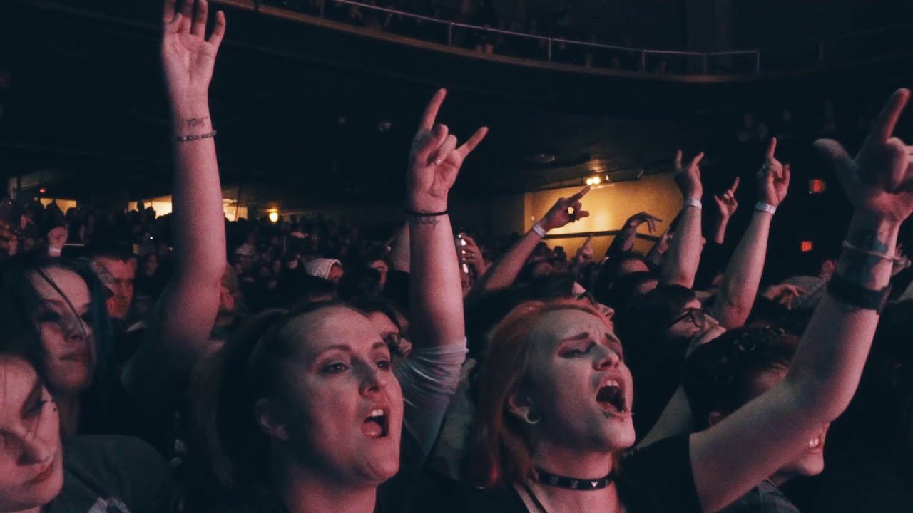 Asking Alexandria - The Resurrection Tour @ Worcester - YouTube