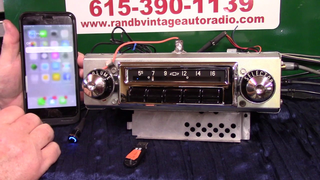 1955 Chevy Belair original AM radio - YouTube
