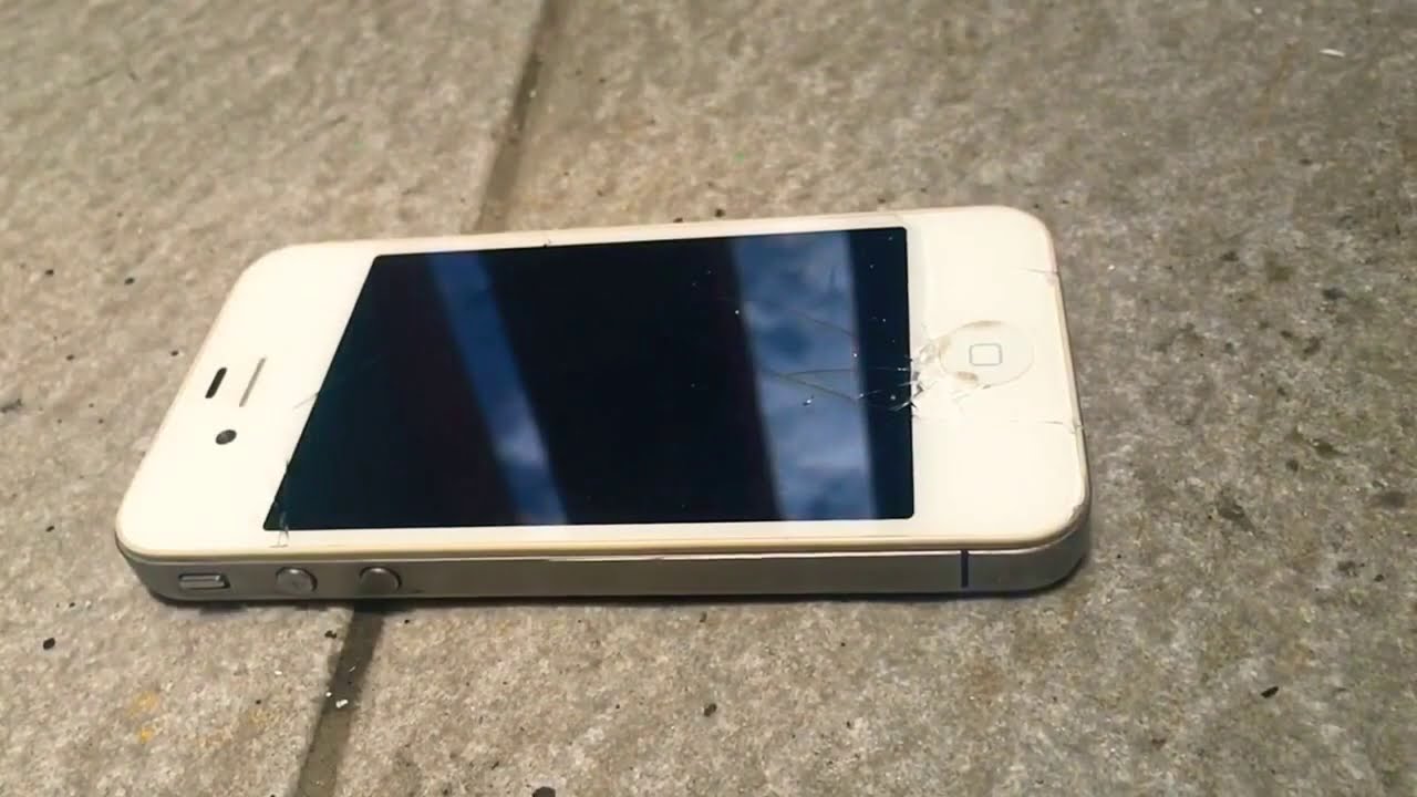 DESTROY IPHONE 4 || 2020 - YouTube