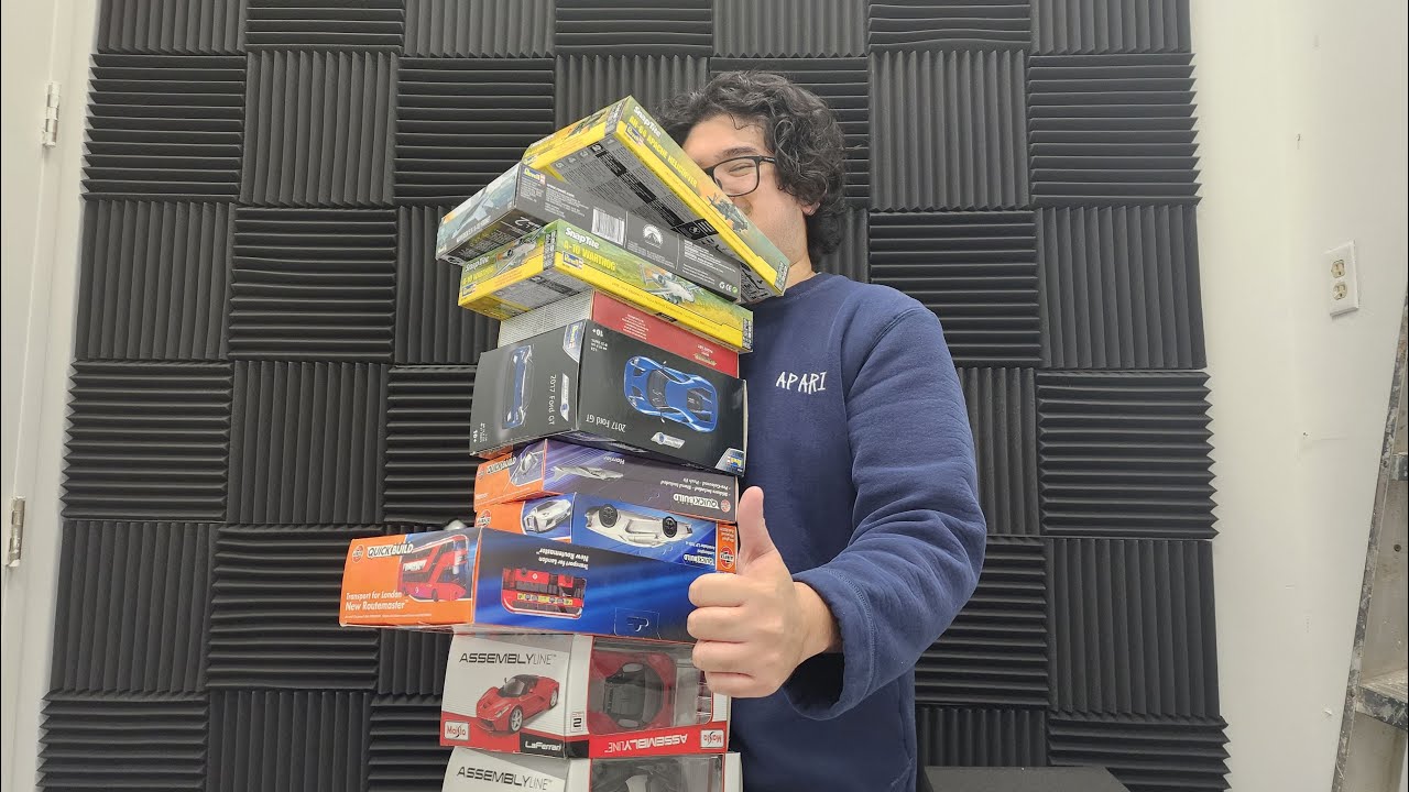 Paul's Gift Guide on Snap Model Kits - YouTube