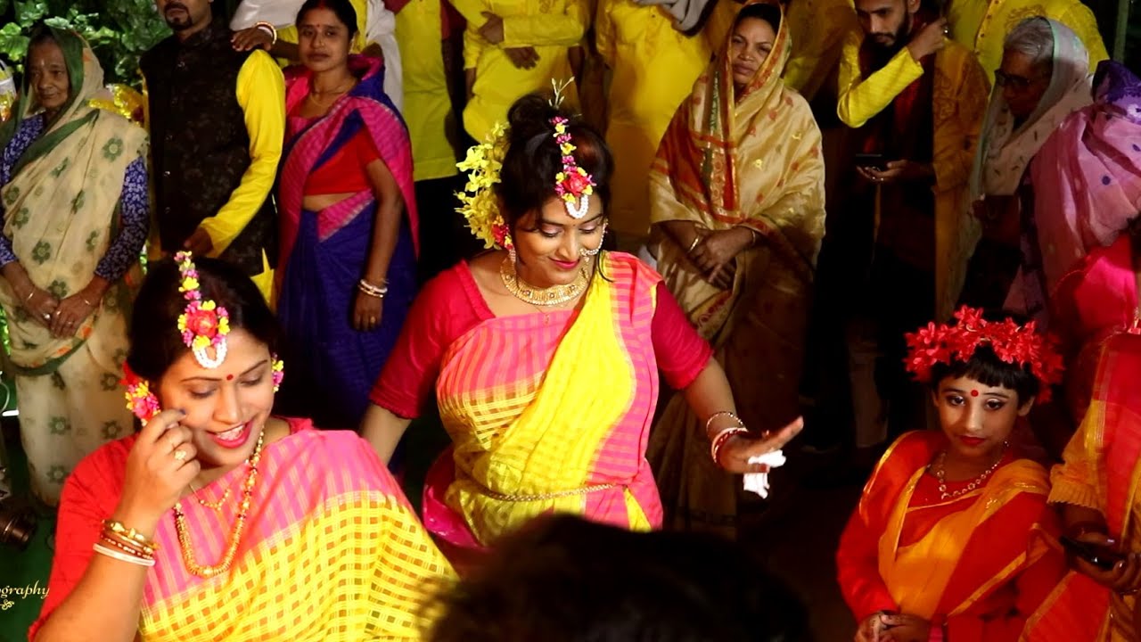 Random Wedding Dance - YouTube