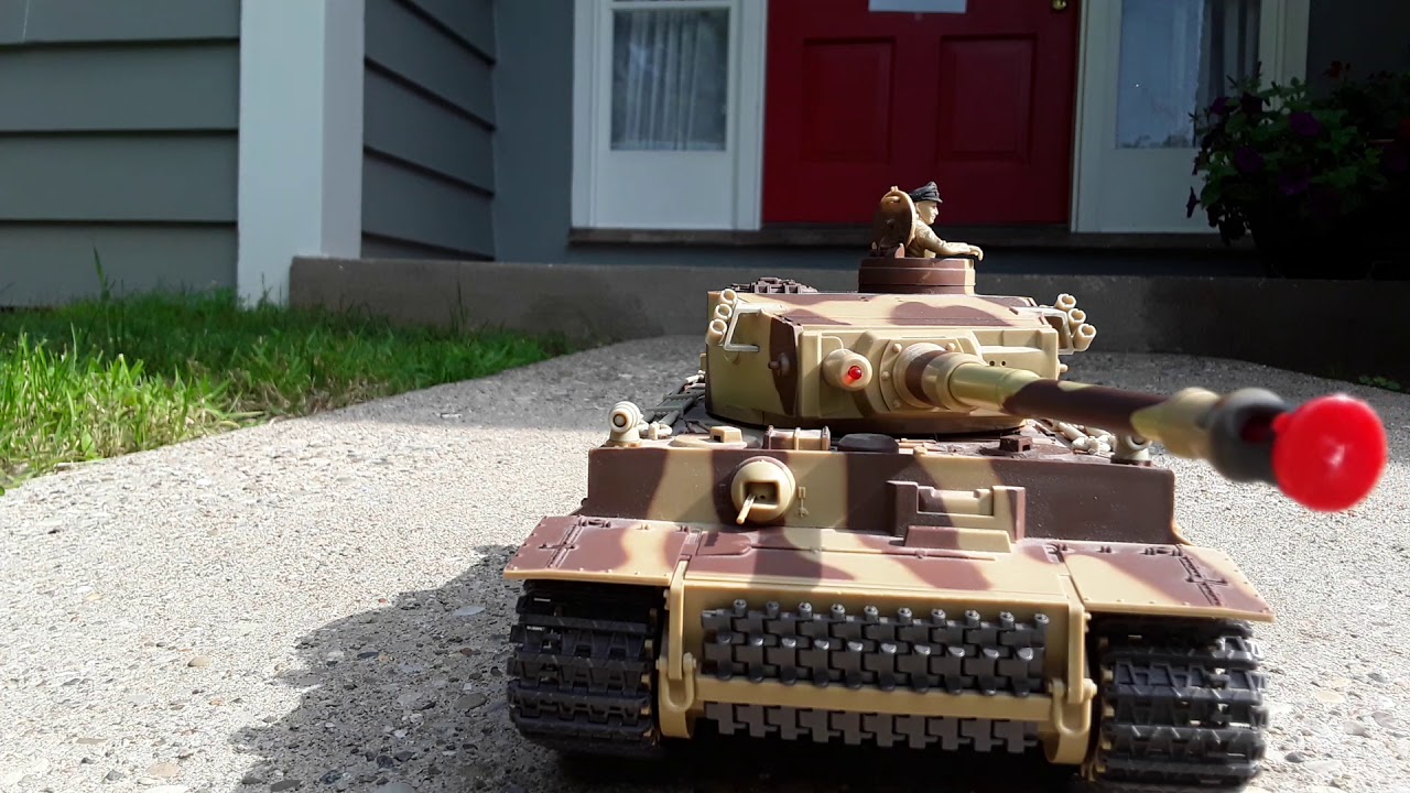 Tiger tank RC model - YouTube