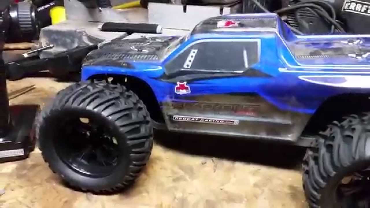 Redcat blackout xte Bigfoot wheels and run - YouTube