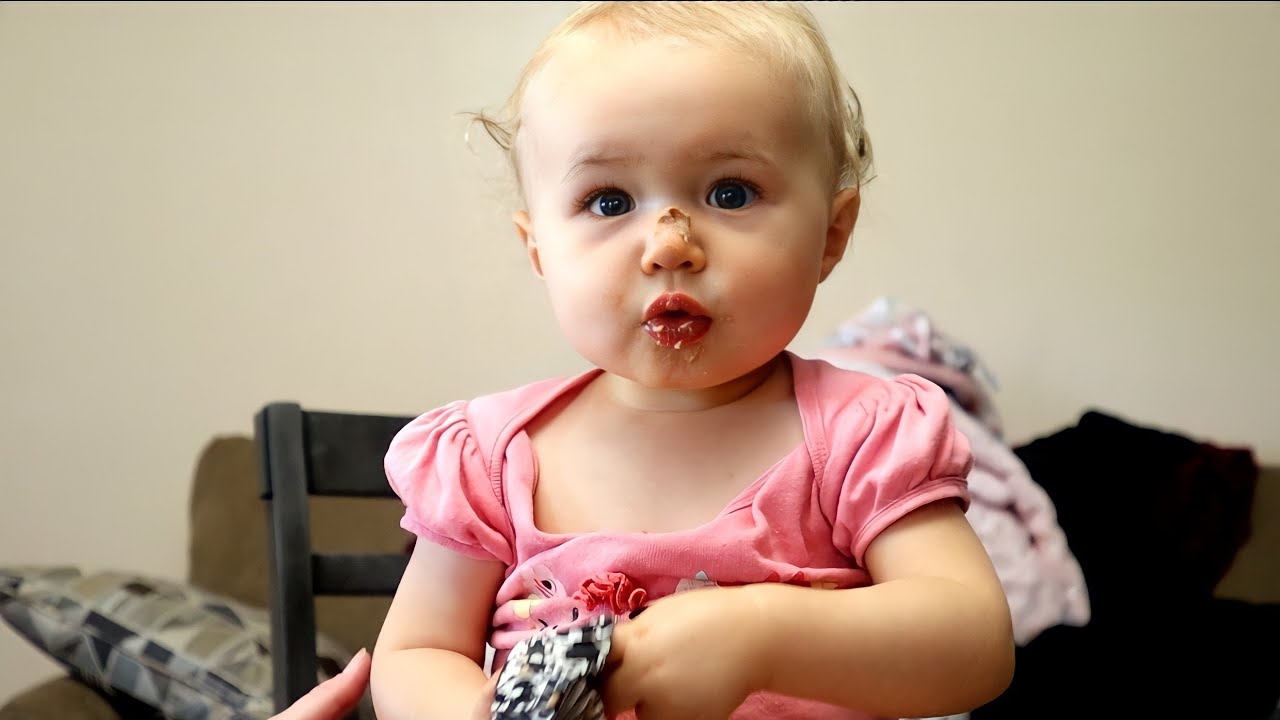 Baby Aubrey Bribes Mom w/ Her Cuteness for a Cupcake!! Sweet Peanut ...