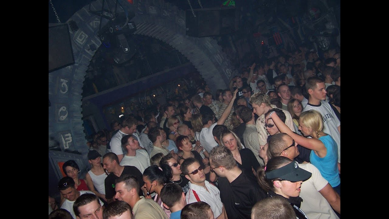 DJ Krecik || I dzień świąt 25.12.2003 @ Protector Club Lotnicza Ostrów ...