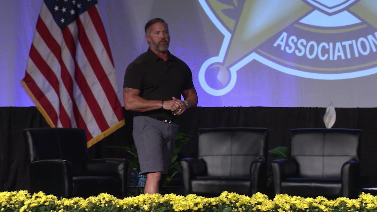 Retired Army CPT Chad Fleming Addresses Sheriffs - YouTube