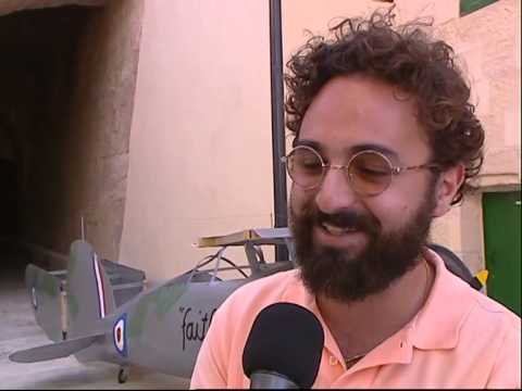 "Spluzjoni" - f'jumejn riedu jsibu attur iehor flok John Suda - YouTube