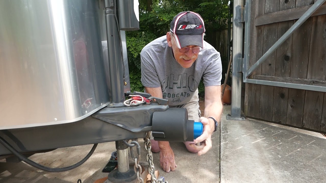 Proven Locks Hitch Lock - YouTube