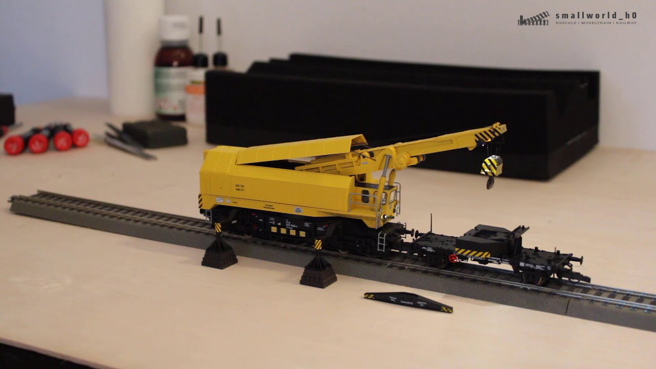Unboxing railway crane EDK 750 DB from Roco (73035) - YouTube