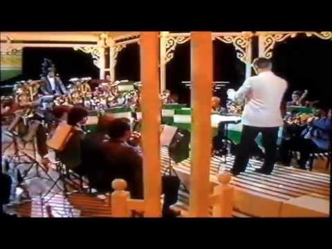 Promenade performed by Carlton Main Frickley Colliery Band - YouTube