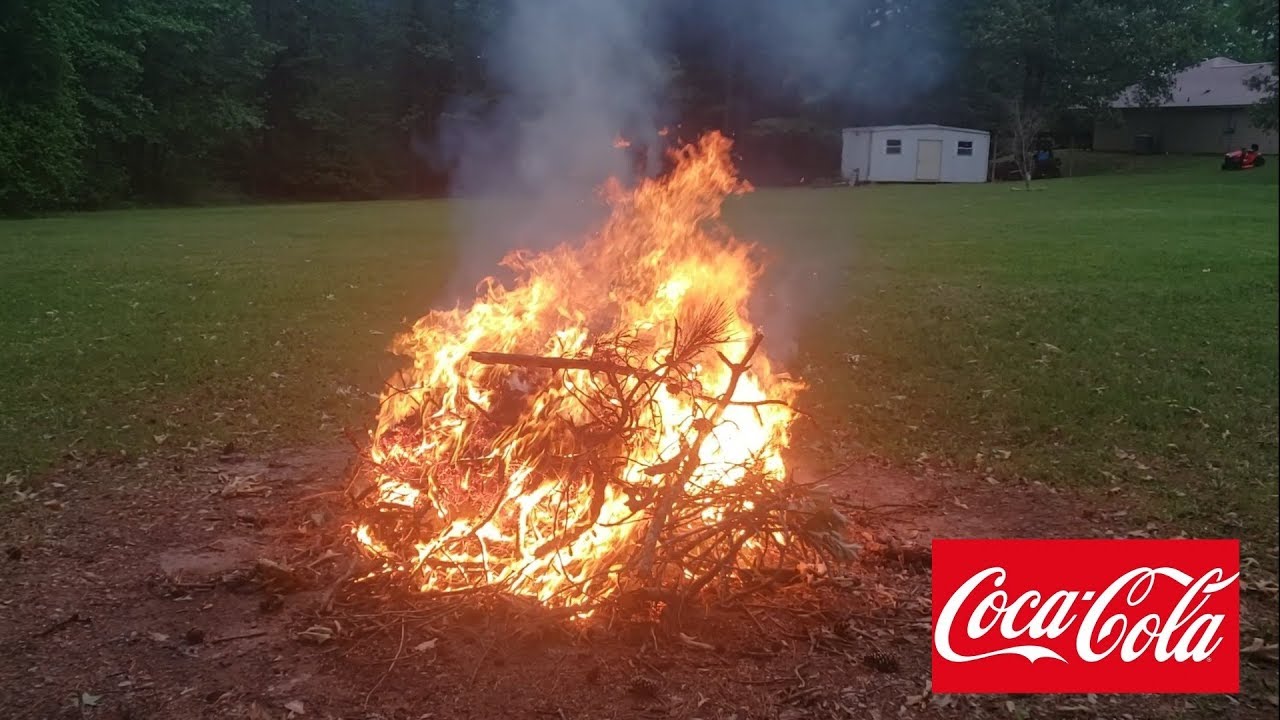 Burning Stuff 911: Coca-Cola Bonfire - YouTube