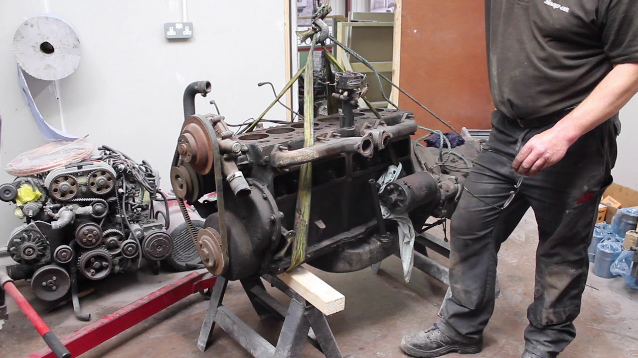 Strip Down / Rebuild of a Bentley S1 Engine (Part 1) - YouTube