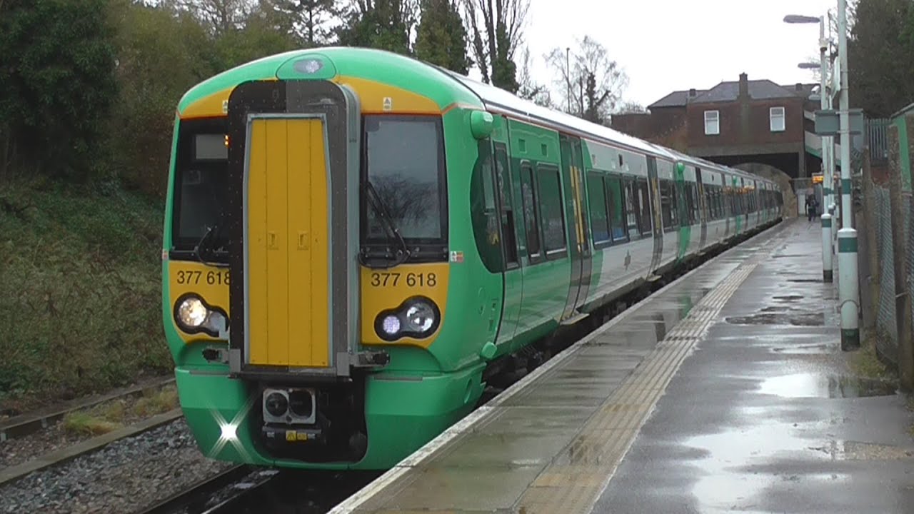 Class 377/6 377618 Departs Banstead On The Single Line For Epsom Downs ...