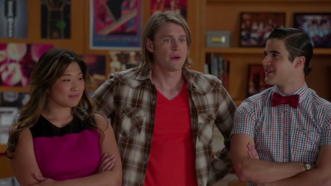 Glee - Full Performance of "Jumpin', Jumpin'" // 5x10 - YouTube