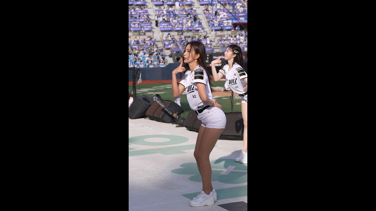 [4K] 240323 ktwiz 김진아 치어리더 (에이핑크 - Mr. Chu) - YouTube