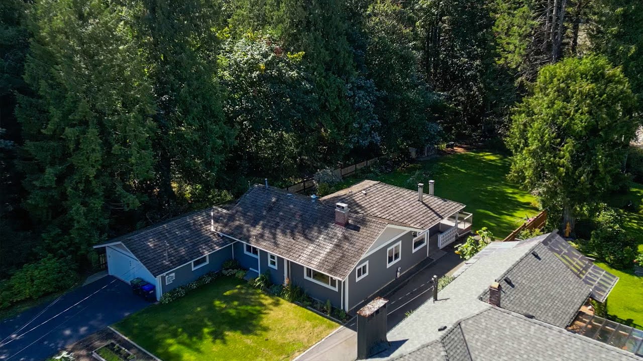 544 Wardle St - Hope BC - YouTube