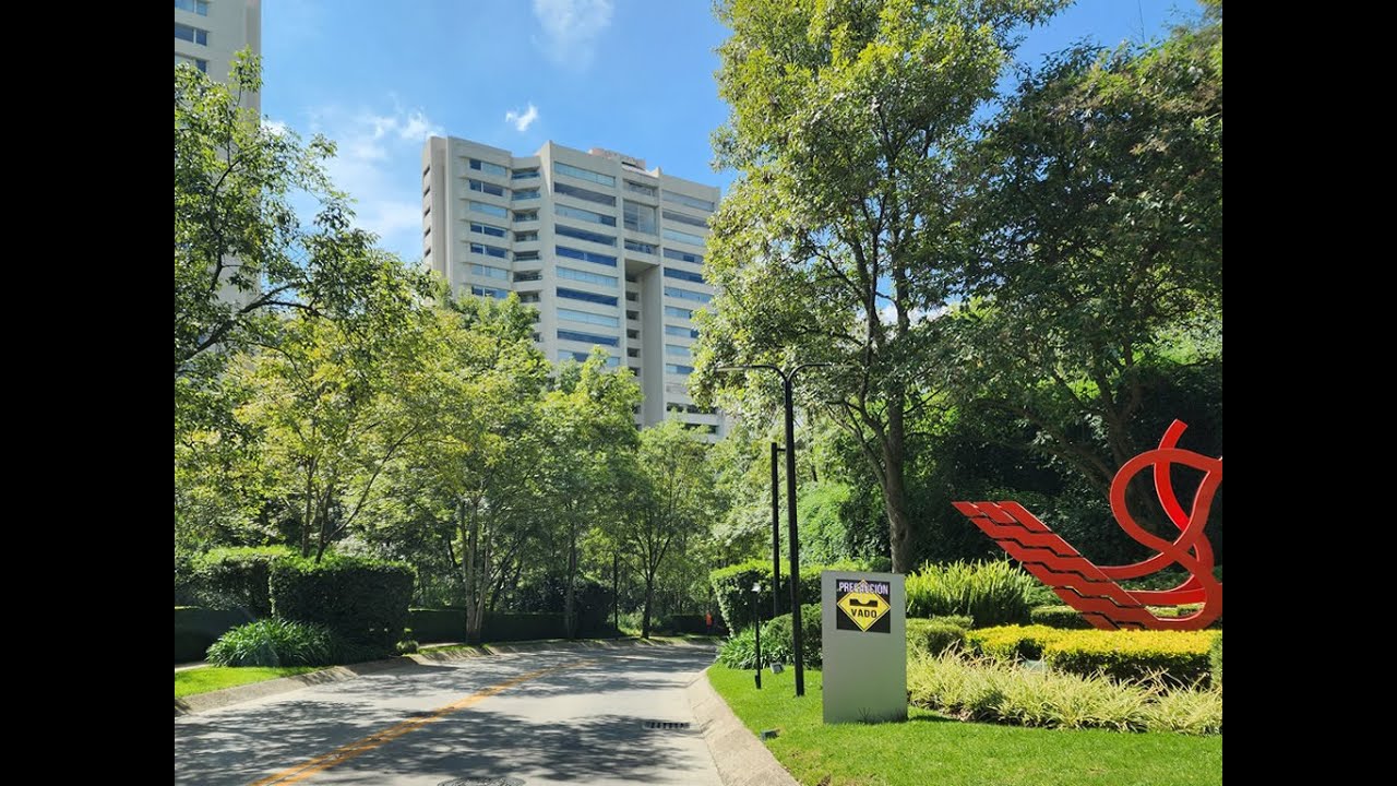 Venta de increíble departamento en Lomas Country Club en Frondoso 2 ...