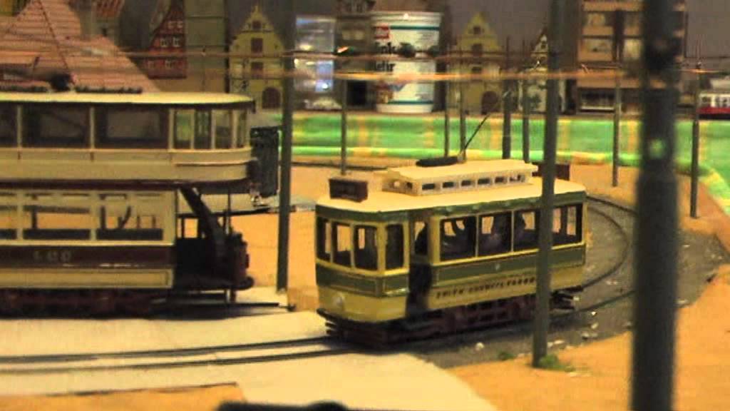 Demi-car, tram from Erith, trammodel in 00 - YouTube