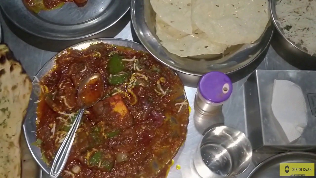 DESI DHABA MASALEDAR FOOD | MAKING OF CHICKEN TADKA & PANEER KAALI MIRI ...
