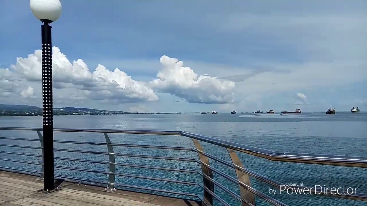 Boardwalk Naga City, Cebu - YouTube