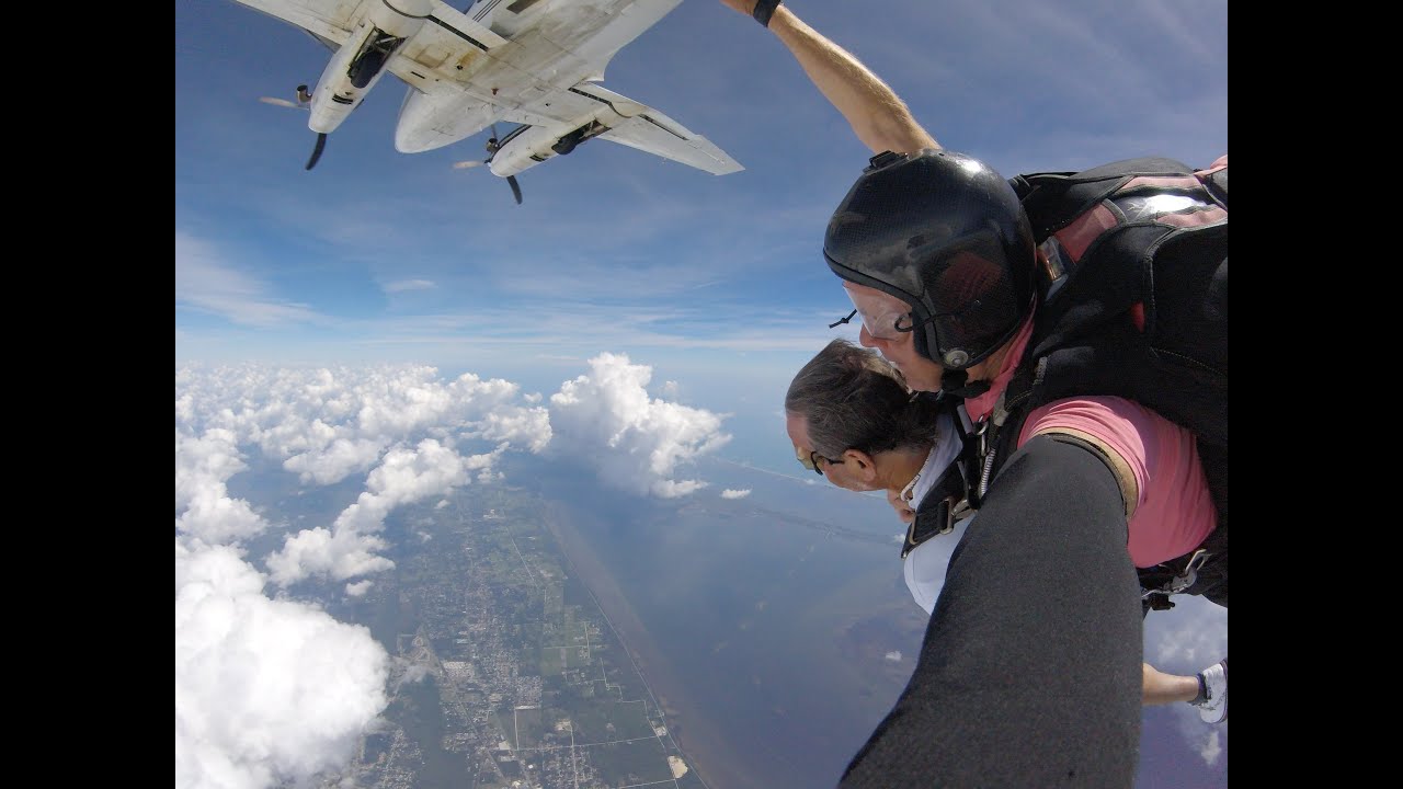 Skydive Space Center - Mark Leininger - YouTube