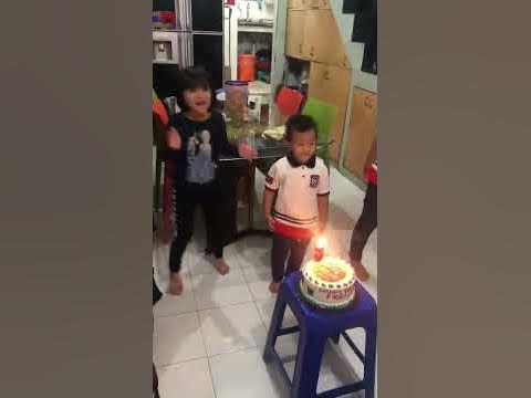 ulang tahun adek - YouTube