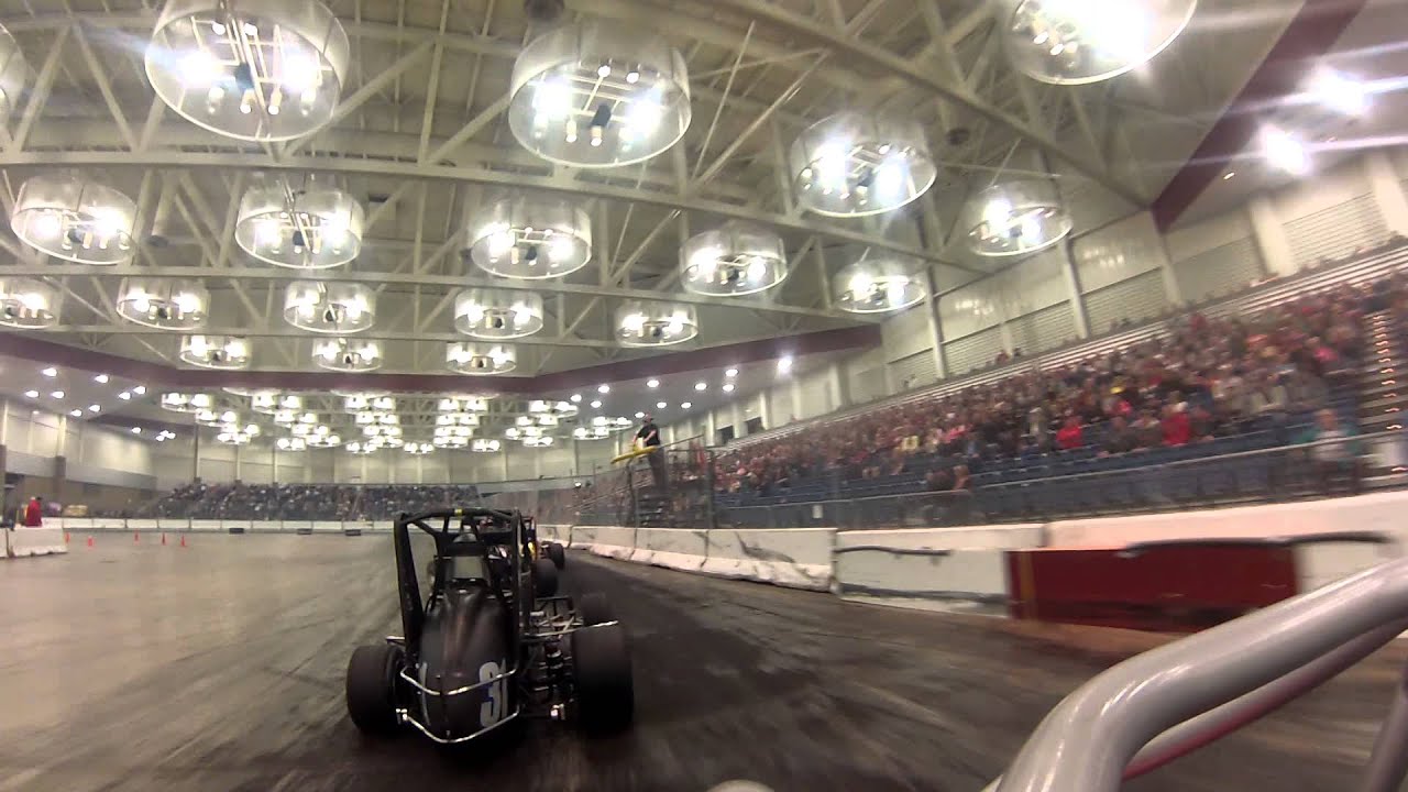 Rumble in FT. Wayne Midget Heat Race - YouTube