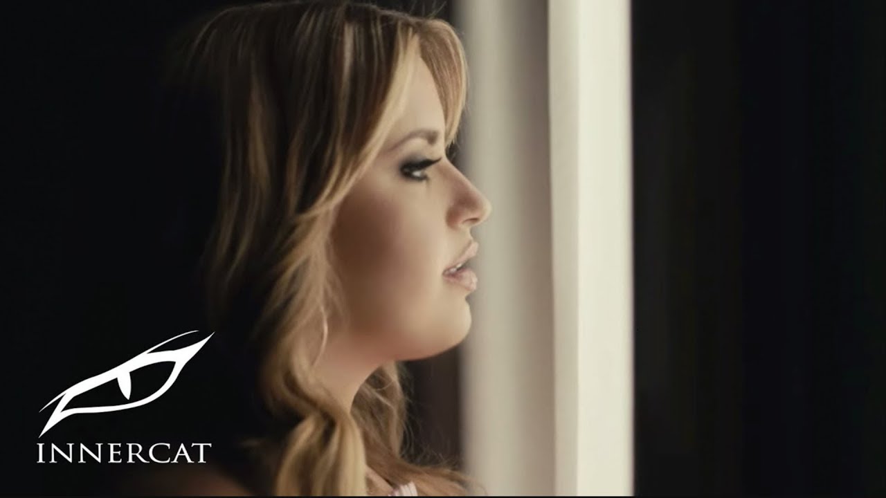 Daniela Brooker - Quedate (Official Video) - YouTube