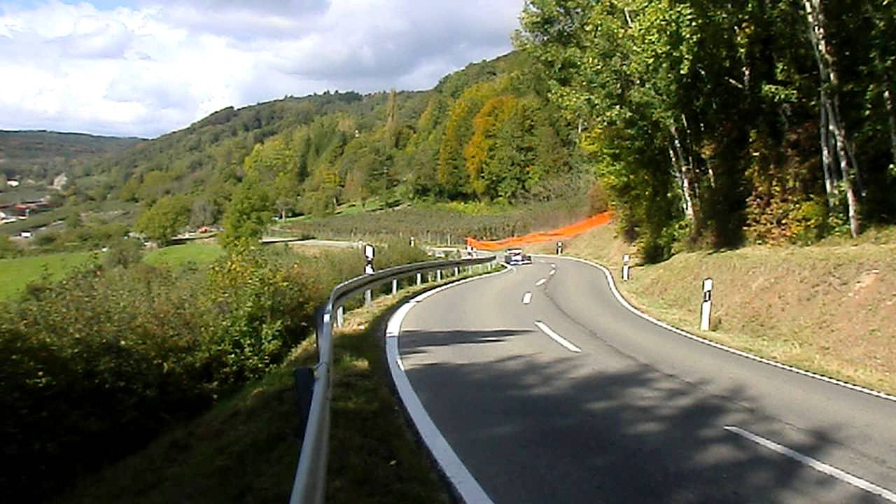 Haldenhof Revival 2011 No 145 Reynard Formel3 873 1987 - YouTube