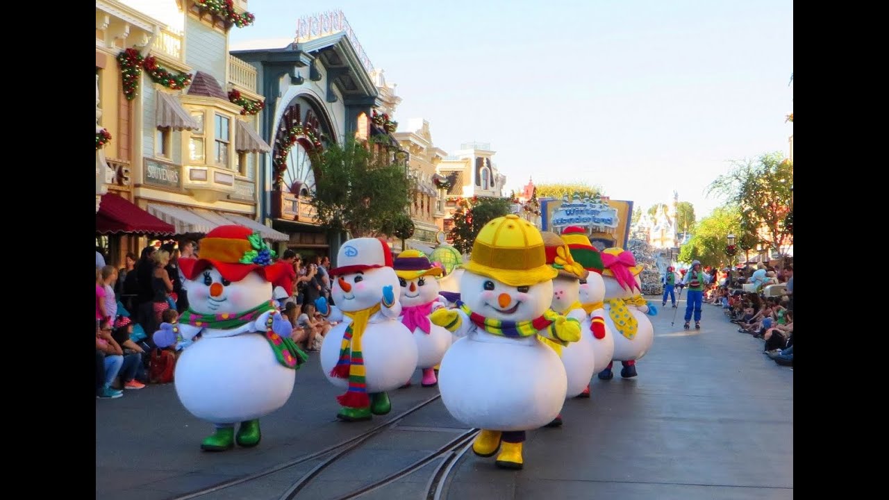 2014 A Christmas Fantasy Parade at Disneyland - YouTube