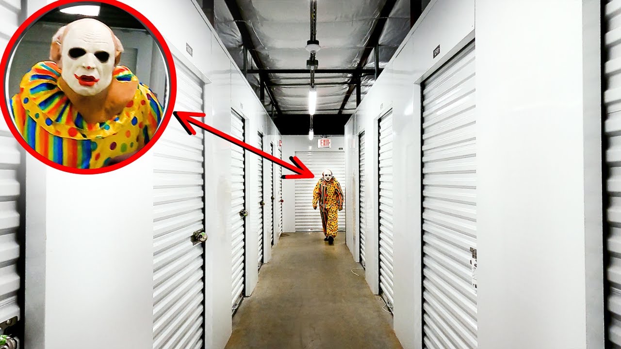 Scary Clown Attacks in Storage Facility - Backrooms unlocked ...