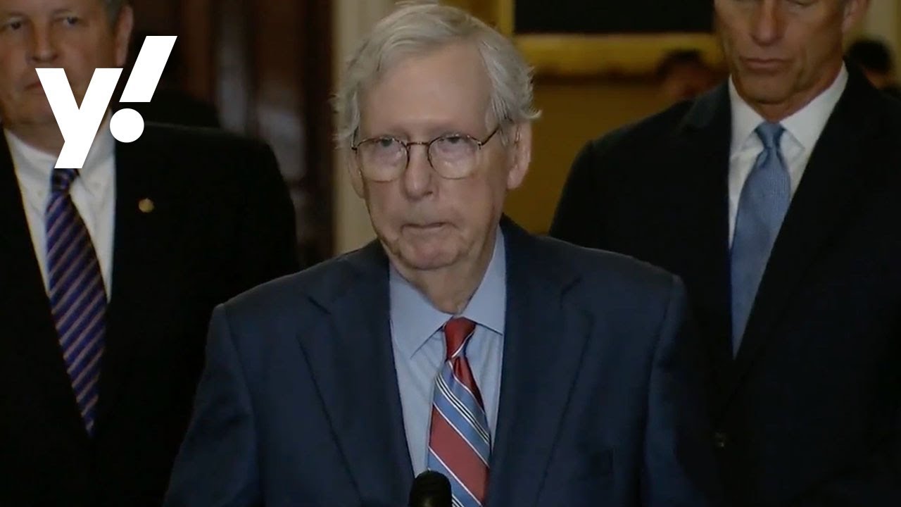 McConnell stops speaking mid-sentence at press conference - YouTube
