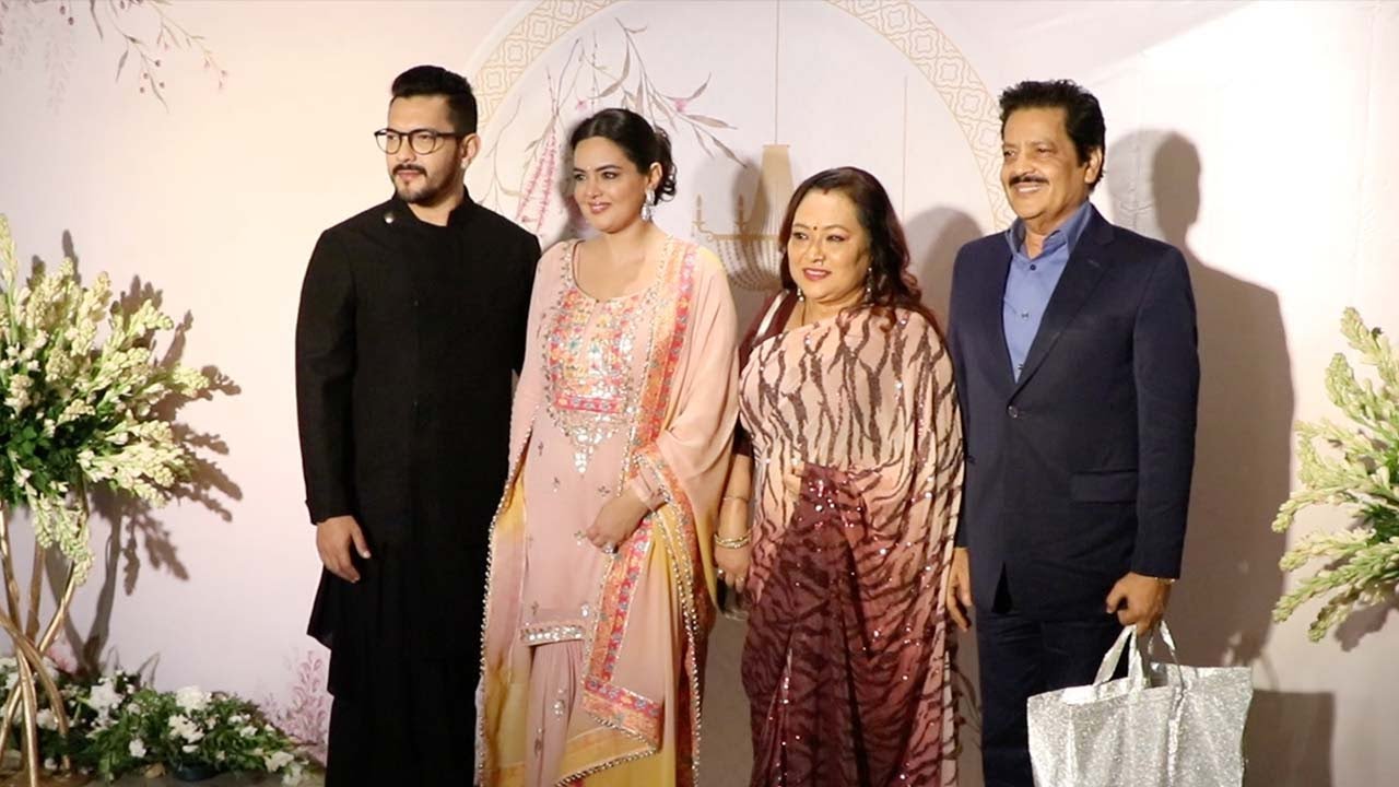 Palak Muchhal-Mithoon Wedding: Udit Narayan with his family reached ...