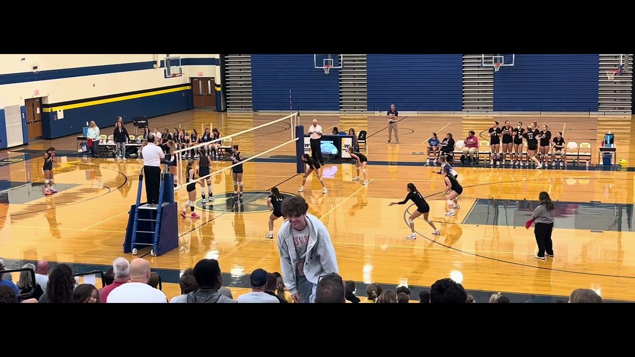 Waynesboro vs Greencastle volleyball 10/3/24 Jaeda Dockman - YouTube