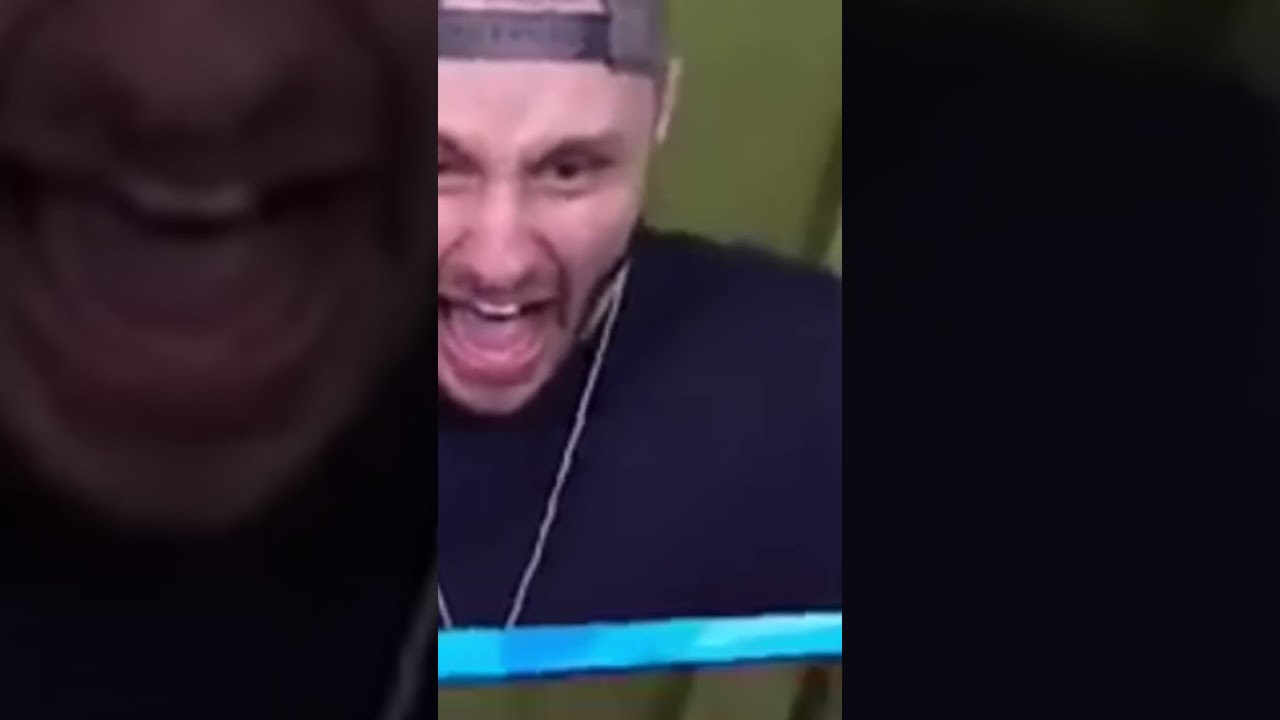 Ssundee screaming at huggy wuggy for 15 seconds - YouTube