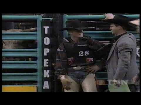 Lawman bucks Curt Lyons - 98 PBR Topeka - YouTube