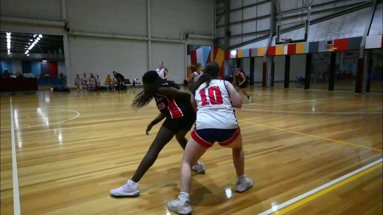 Keilor Thunder U16.4 Girls vs Westgate U16.3 - First Half - YouTube