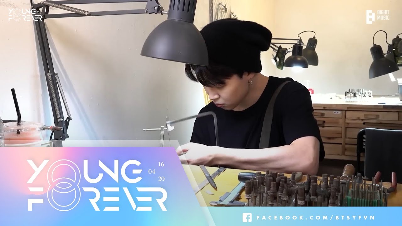 [VIETSUB] BTS VLOG - Jimin l VLOG làm vòng tay - YouTube