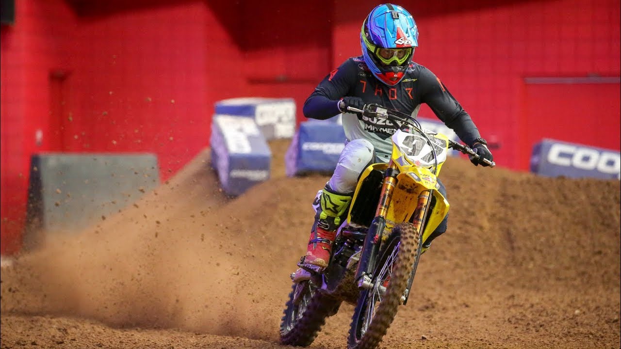 Glendale Ridealong: Adam Enticknap - YouTube