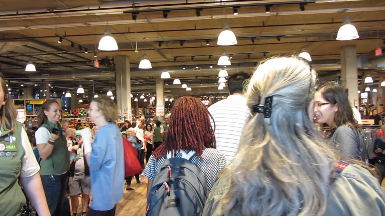 Opening of REI's flagship store in Washington, D.C. - YouTube