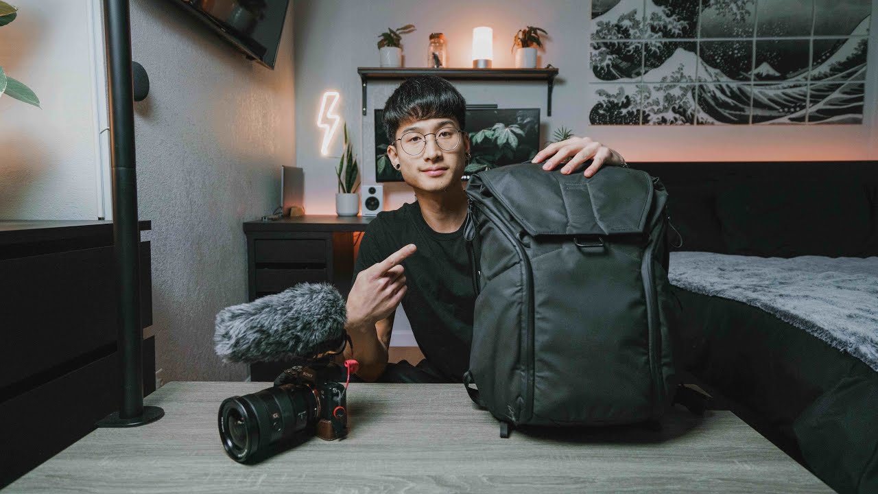 What's in my Camera Bag? - YouTube