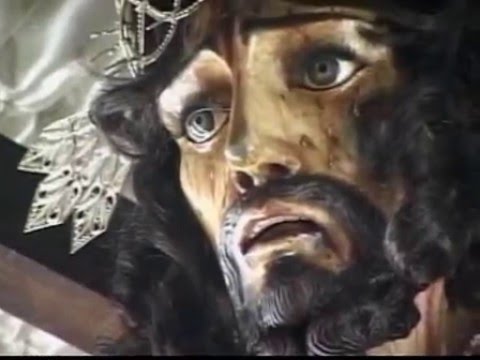 Christ statue weeping blood in Bolivia - YouTube