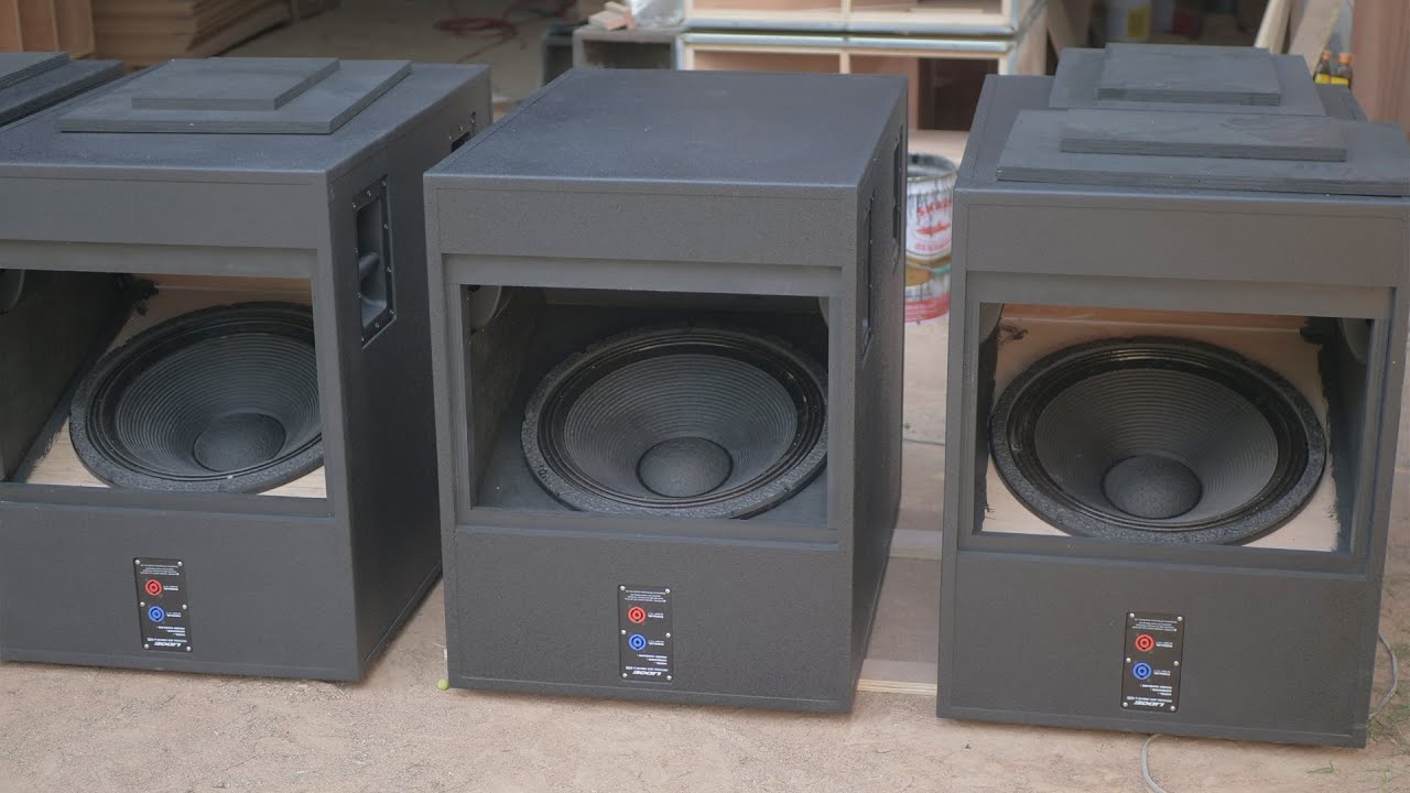 BV18 inch VS Turbo 18 inch Subwoofer box Test - YouTube