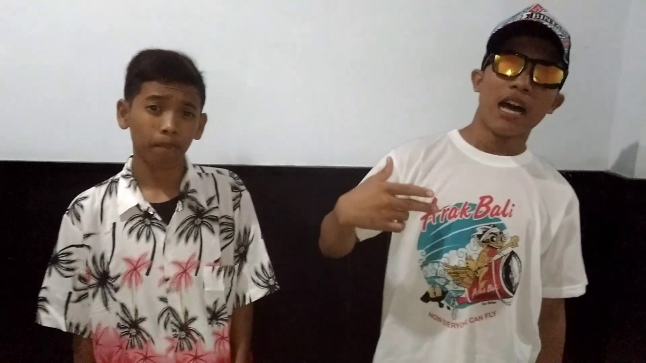 Arek kocak - YouTube