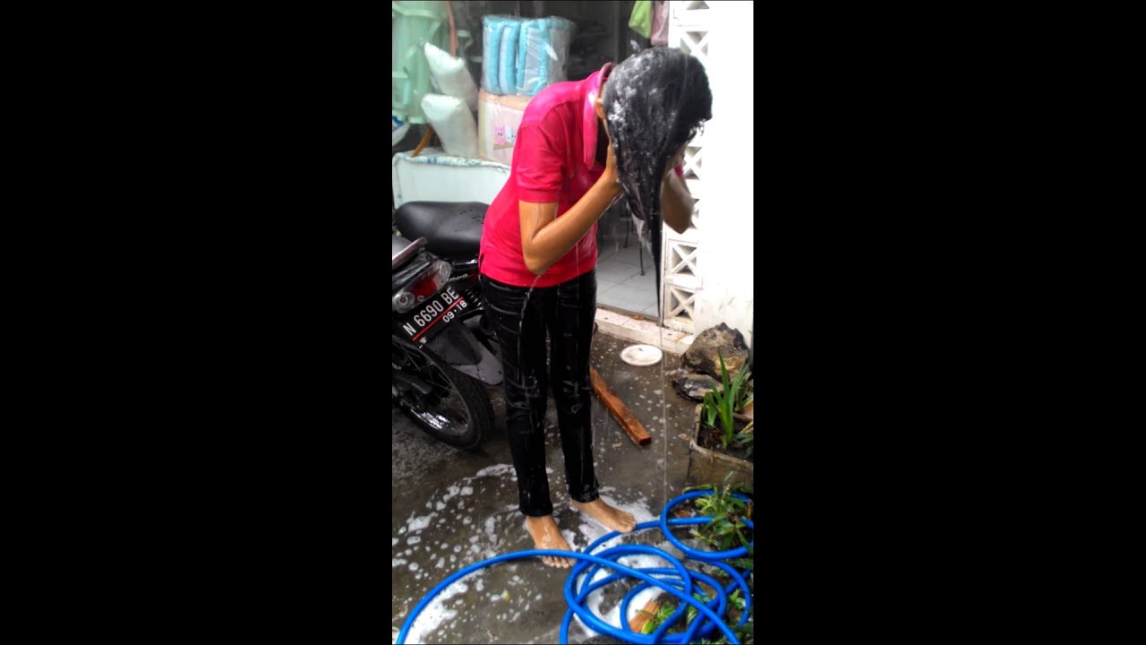 Mw Mandi Basah Basahan Youtube