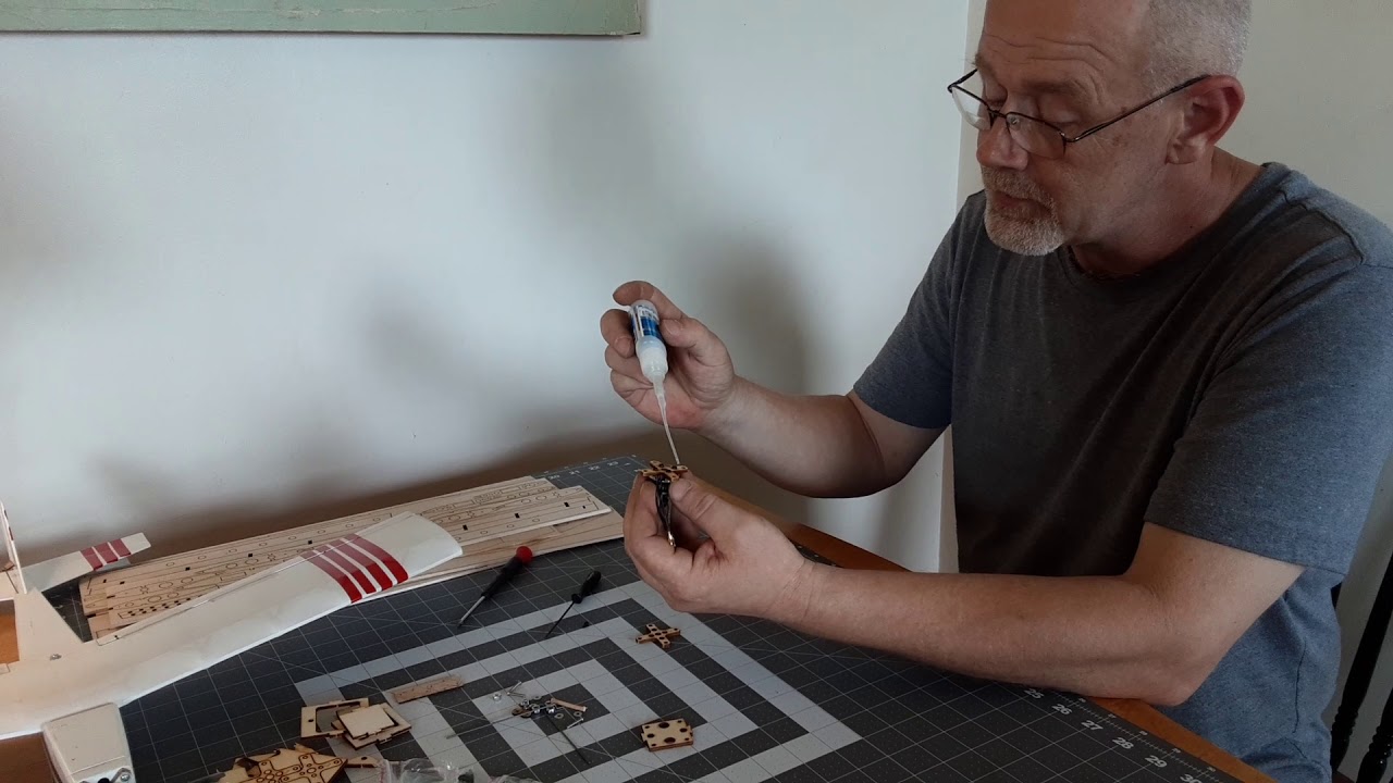 1806 motor mount assembly - YouTube