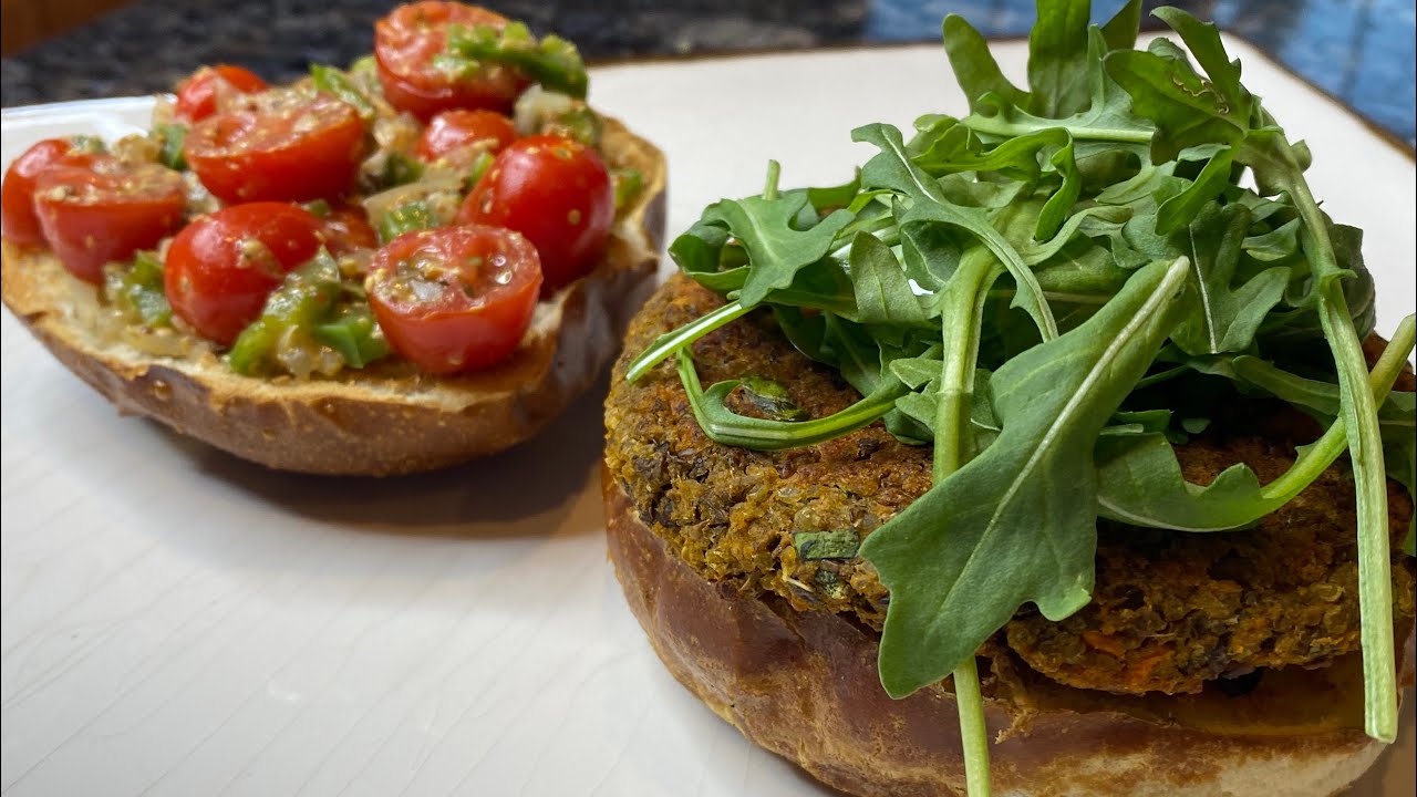 Satisfying Vegan Burger Recipe with Tomato Chow Chow 🌱🦁 - YouTube
